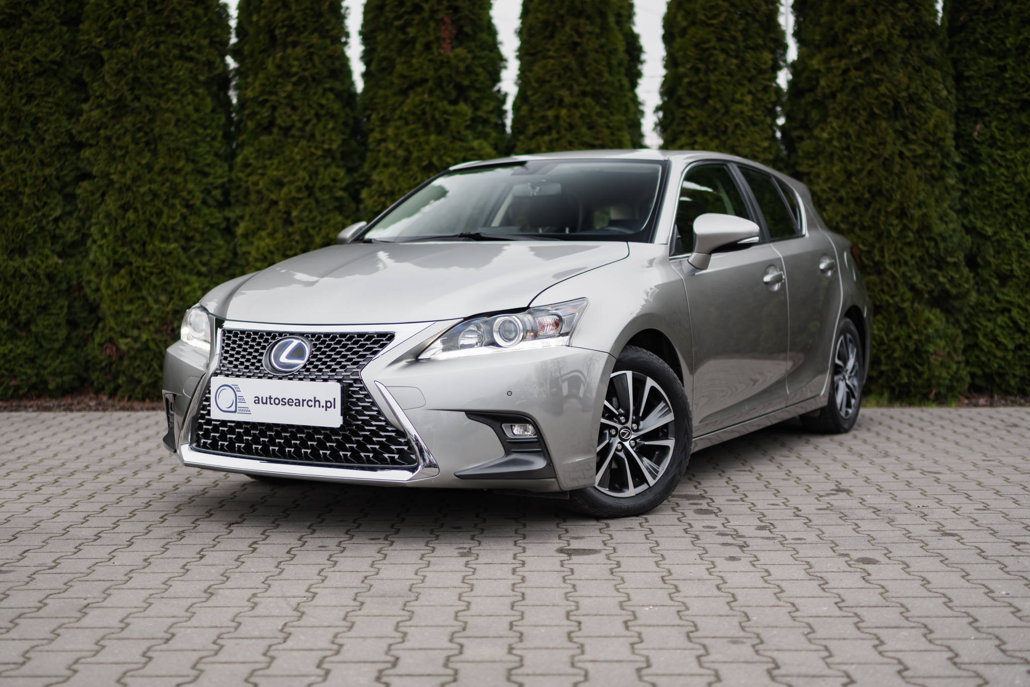 Samochody marki Lexuus dostępne w sprzedaży | AutoSearch